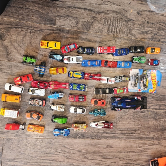 hot wheels | Toys | Hot Wheels Matchbox Cars Bundle | Poshmark